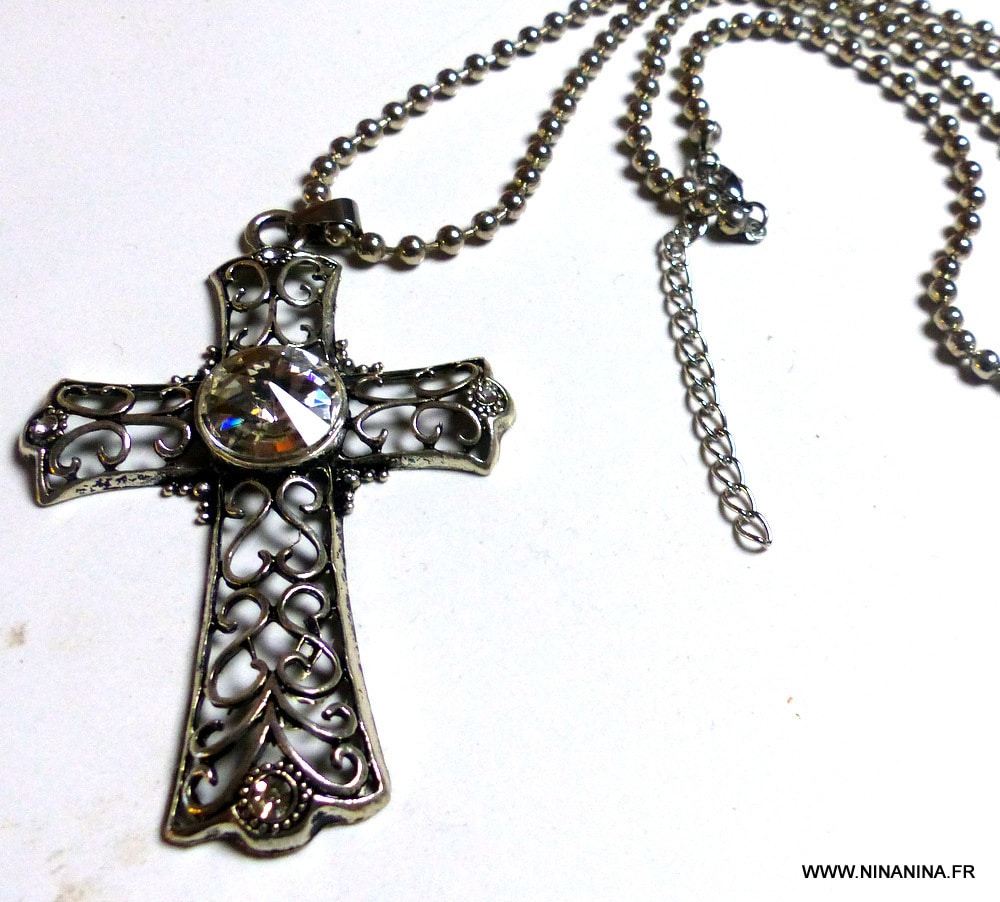 Collier long - Sautoir croix métal argenté - Ninanina