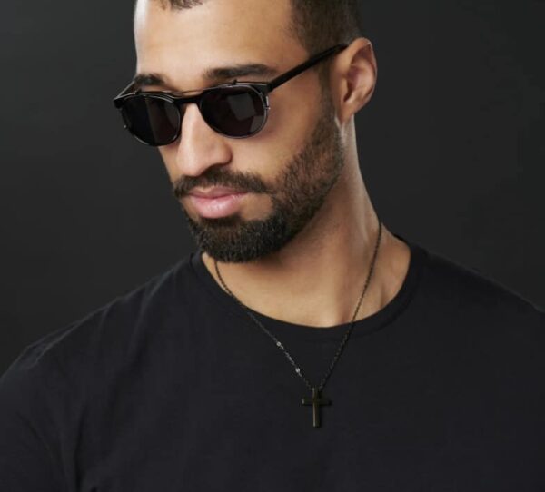 Collier croix de Jesus noire Acier inoxydable homme - Ninanina