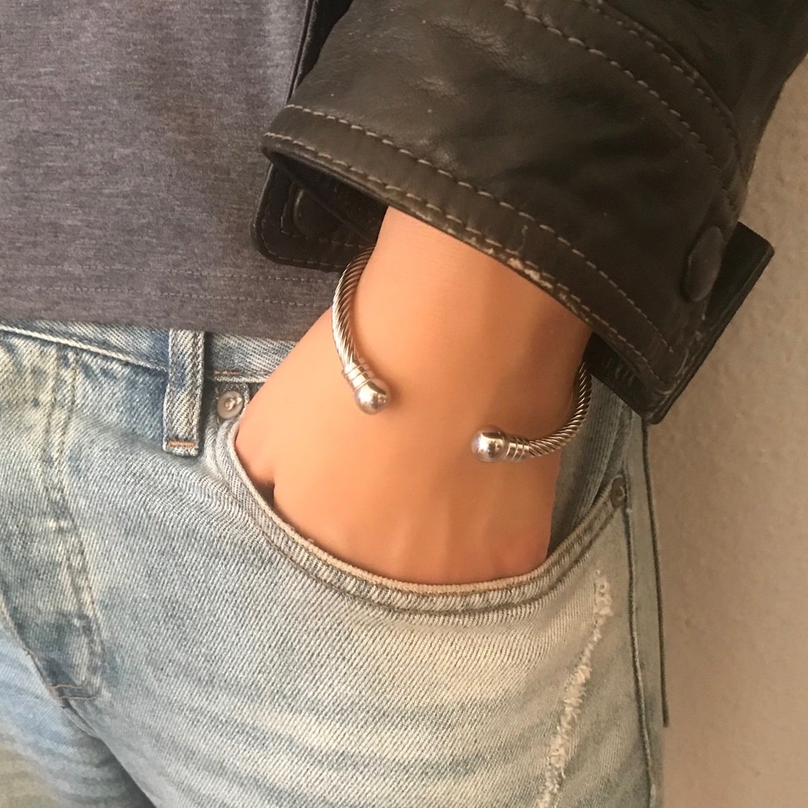 Jonc Homme Acier inoxydable argenté torsadé boules - Ninanina